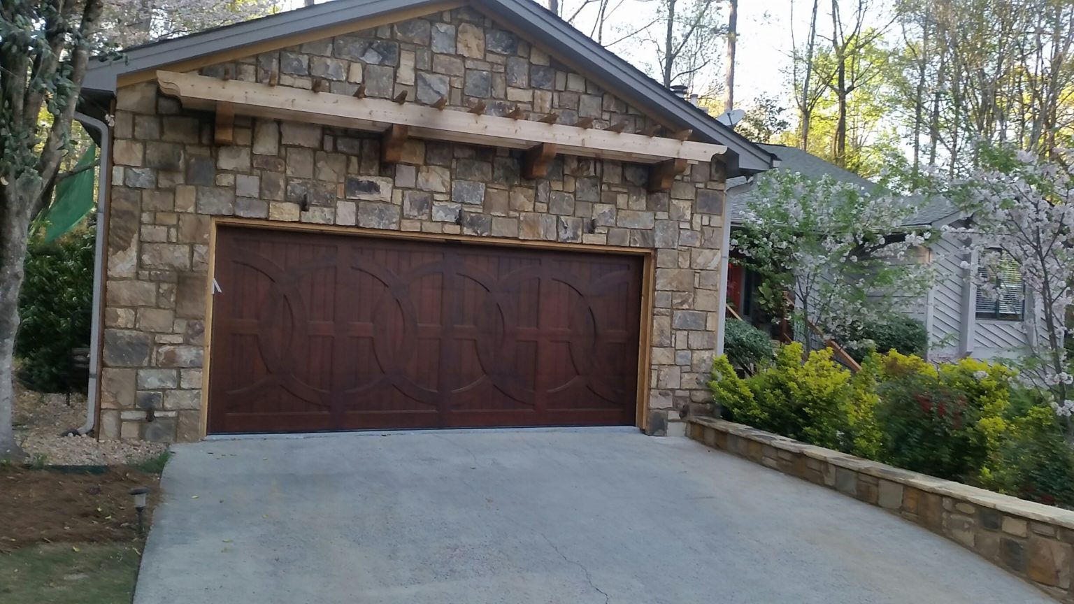 Hurricane‑Rated Garage Doors – R&S Erection of Vallejo Inc.